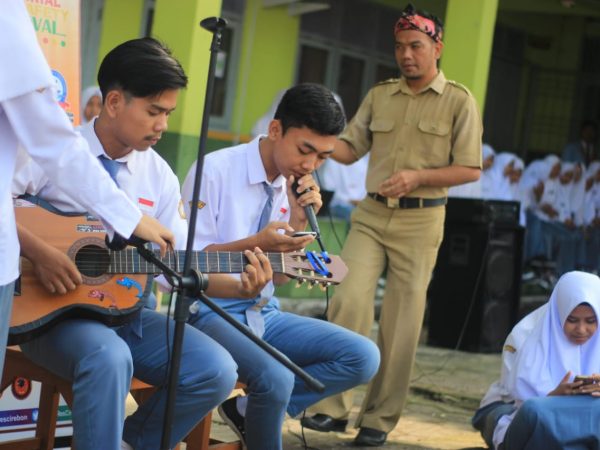 SMK MANBA'UL 'ULUM CIREBON
