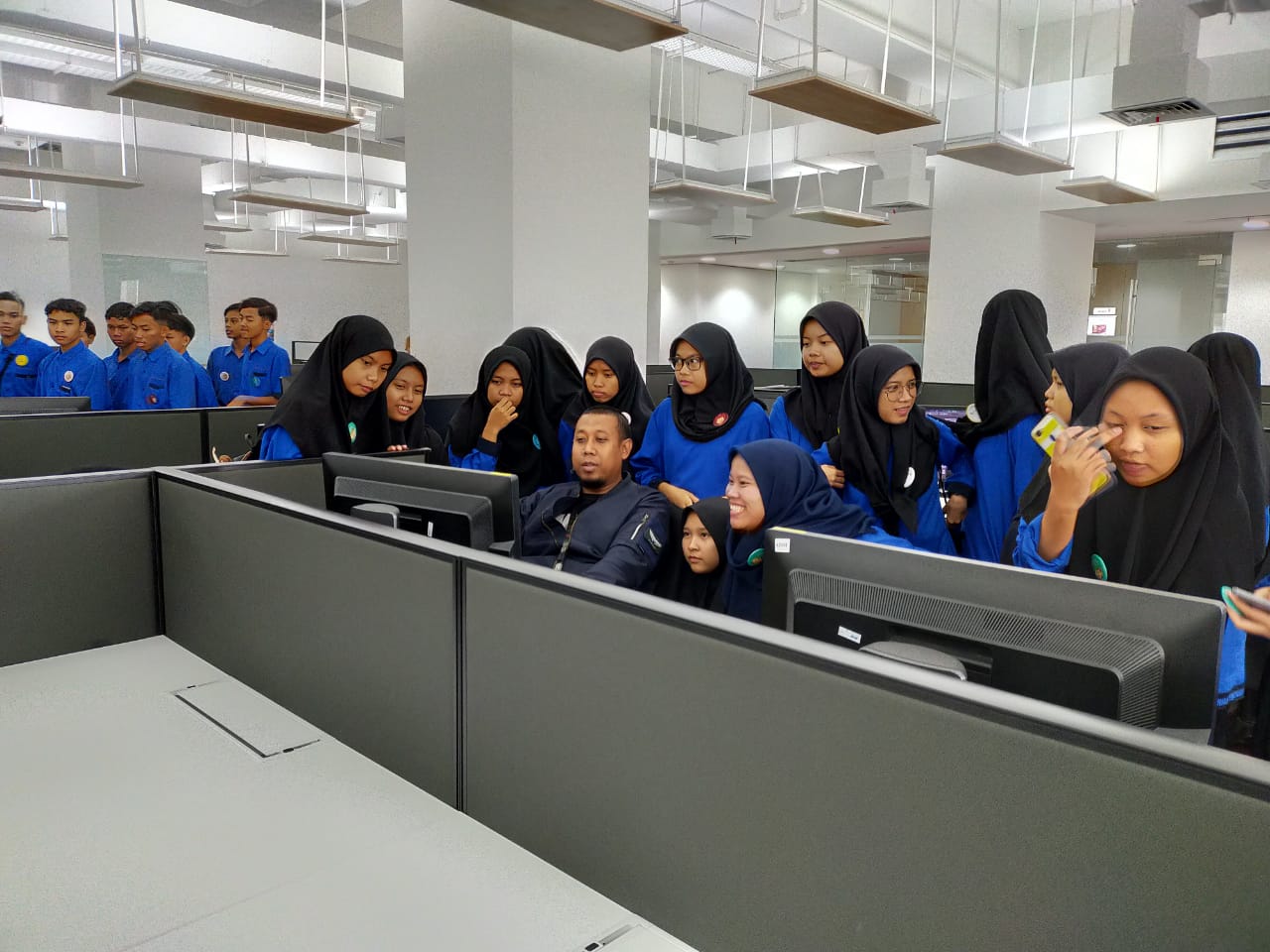 Sinauwisata SMK Manba’ul ‘Ulum